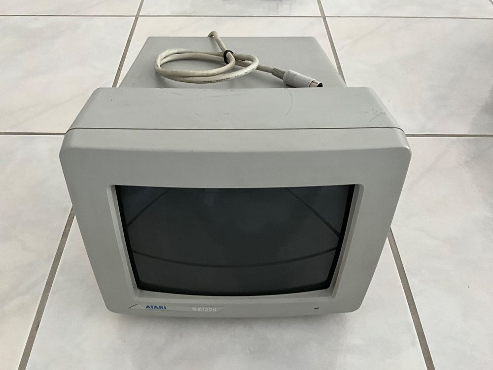 Atari SC1224 Monitor (Gebraucht) in Grüt (Gossau ZH) für CHF 79 – nur ...