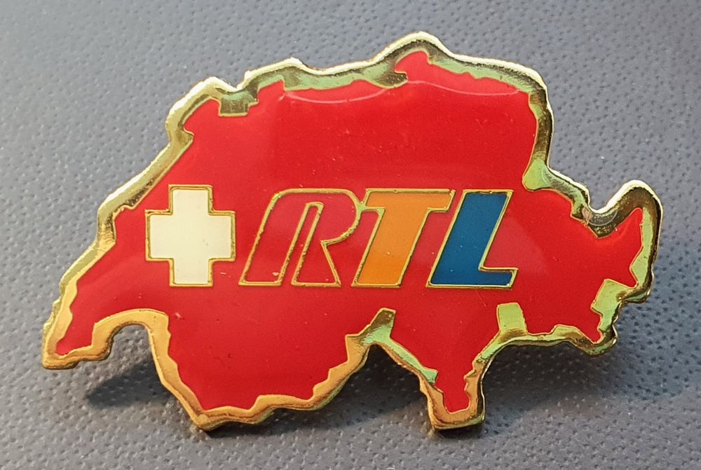 S671 - Pin RTL Schweiz TV Fernsehen (Gebraucht) in Reinach BL für CHF 2 – mit Lieferung auf ...