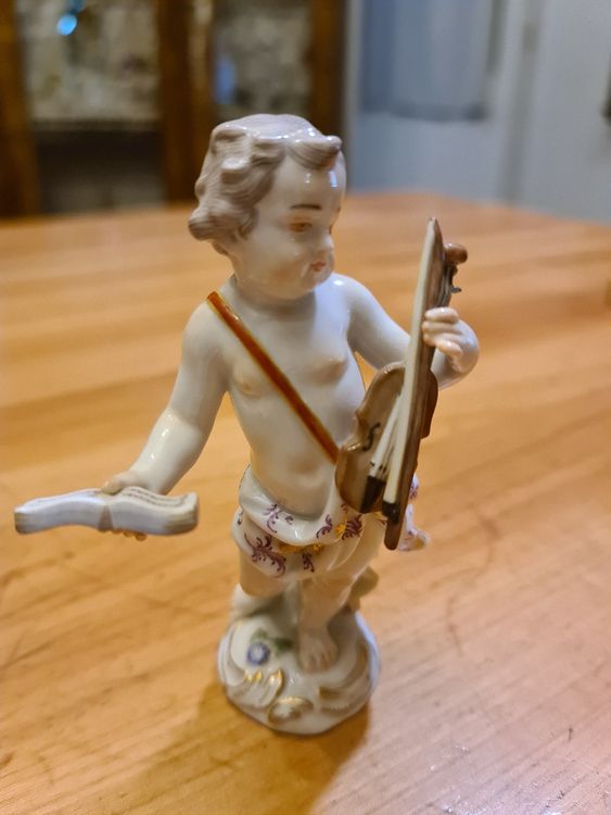 Meissen Figur Putto mit Geige 🎻 (Gebraucht) in henau für CHF 198 – mit ...