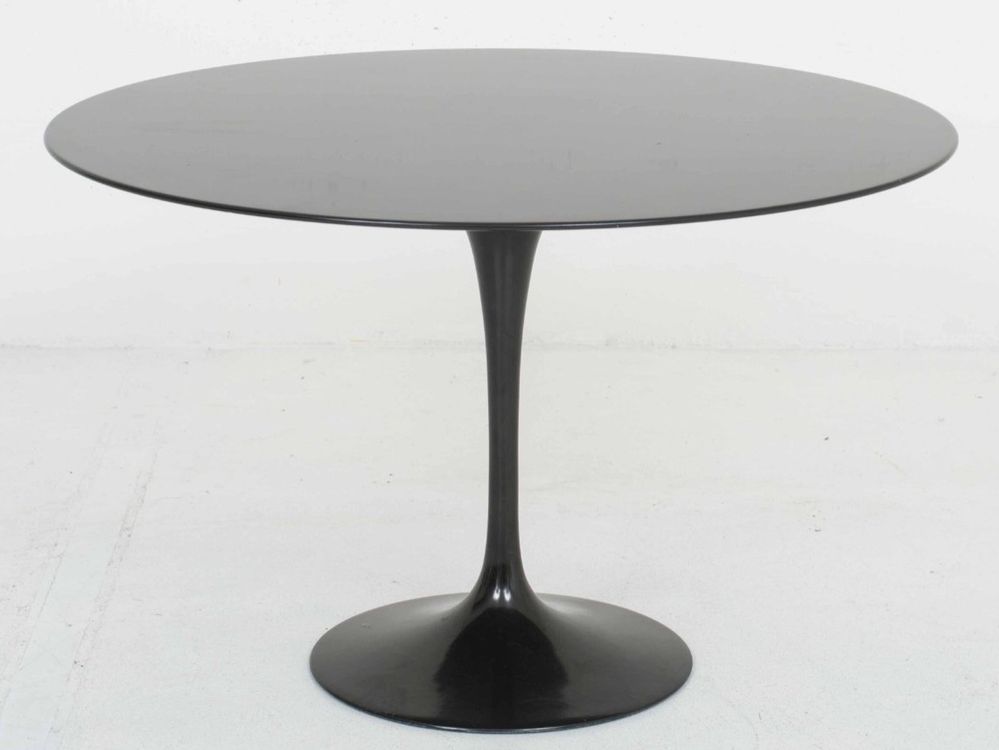 Tulip Tisch Schwarz