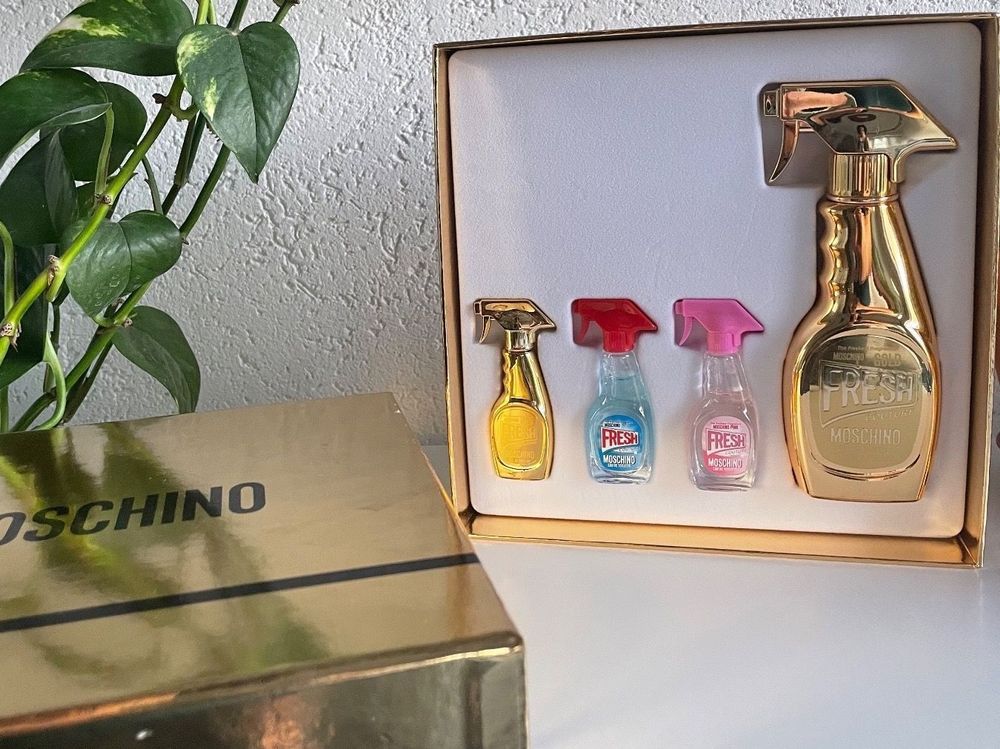 Moschino Fresh Couture Set (Gebraucht) in für CHF 15 – mit Lieferung ...