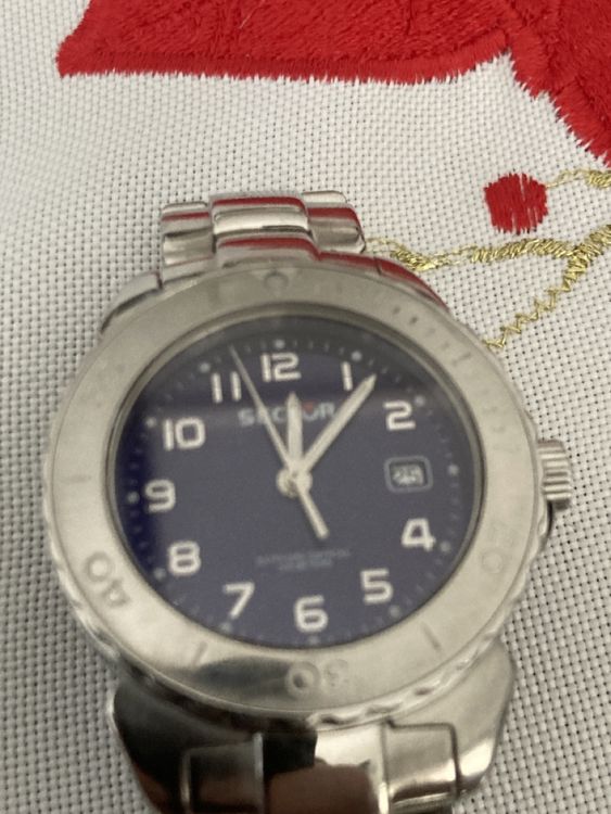 Sector Damen uhr 35 mm mit Neue Batterien (Gebraucht) in Rothrist für ...