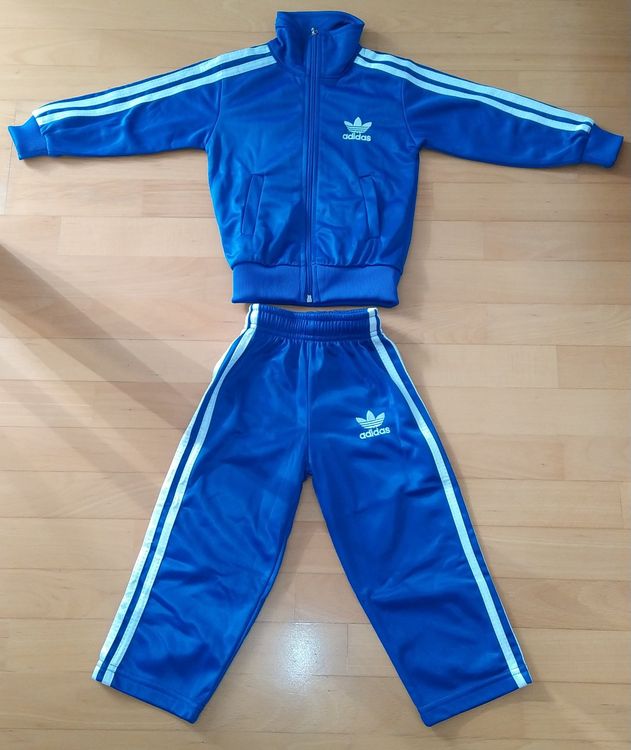 Adidas Trainer 2-teilig Gr. 86 / 92 (Gebraucht) in St. Gallen für CHF ...