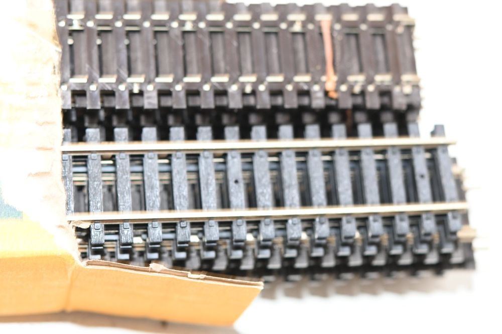 Flexgeleise Peco SL -100 F HO/DC Code 75 , 19 er Packung (Neu (gemäss Beschreibung)) in Laupen ...