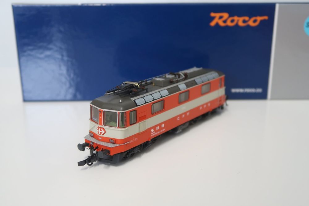Roco SBB Re 4/4 II Swiss Express, AC Sound (Gebraucht) in Dättwil AG ...