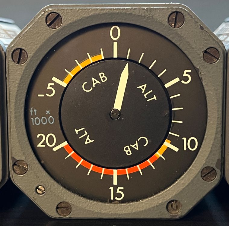 3 Flugzeug Instrumente Airbus A310 Thommen Swissair (Gebraucht) in ...