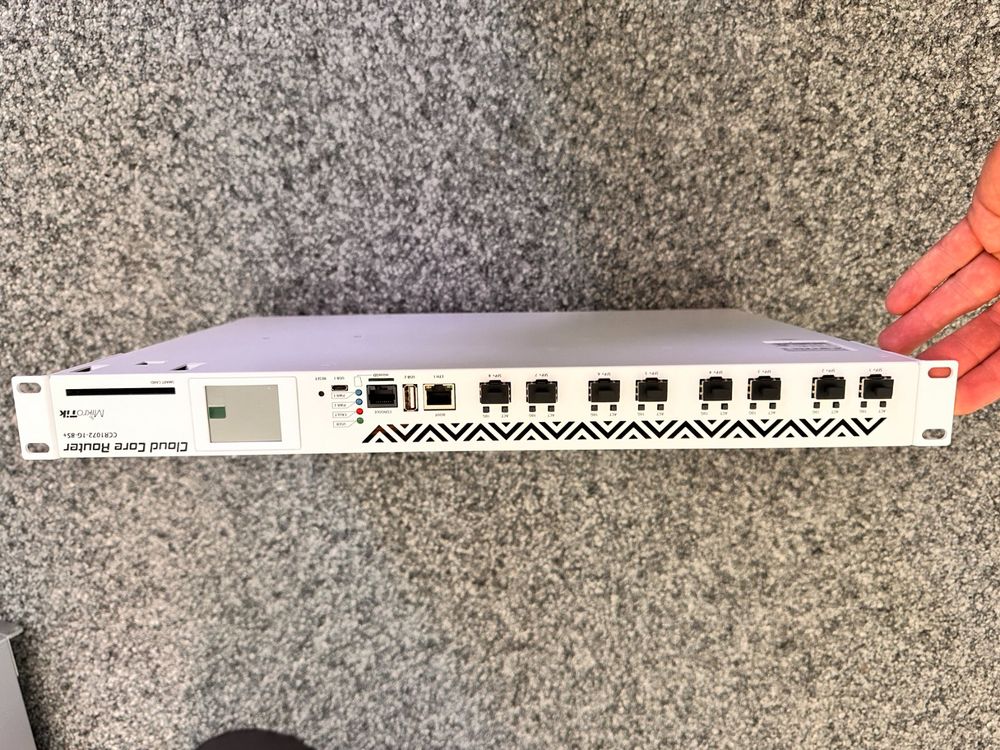 Mikrotik Cloud Core Router CCR1072-1G-8S+ (Neu (gemäss Beschreibung ...
