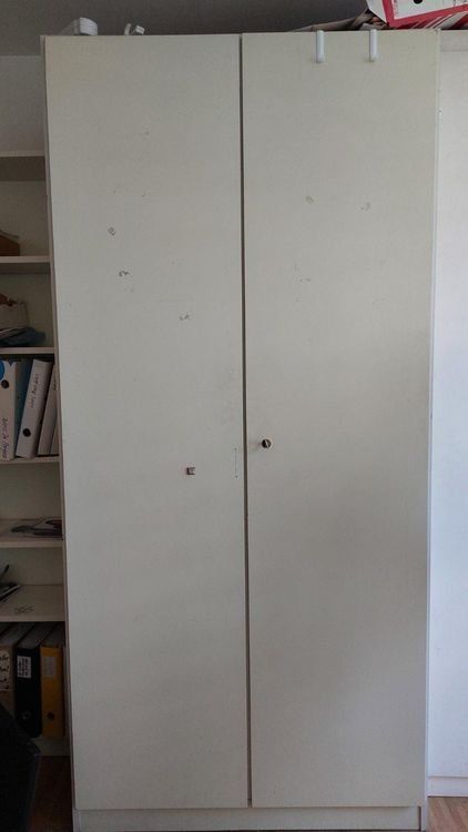 IKEA Kleiderschrank mit viel Stauraum - Abholung Rümlang (Gebraucht) in Meilen für CHF 1 – nur ...
