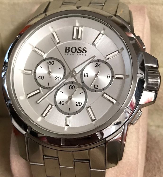 HUGO BOSS Chronograph Herrenuhr ( Neue Preise : 395 CHF ) (Gebraucht ...