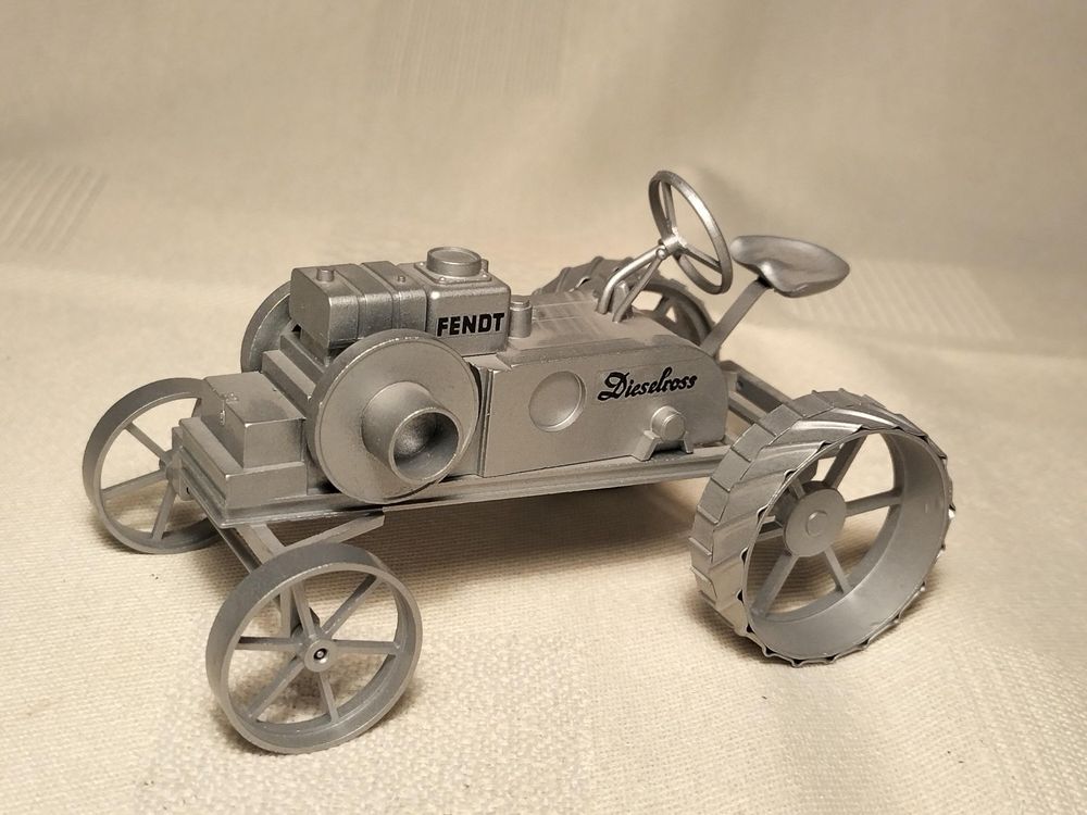 Traktorenmodell Fendt Dieselross Cursor Modell 780 mit Pflug | Kaufen ...