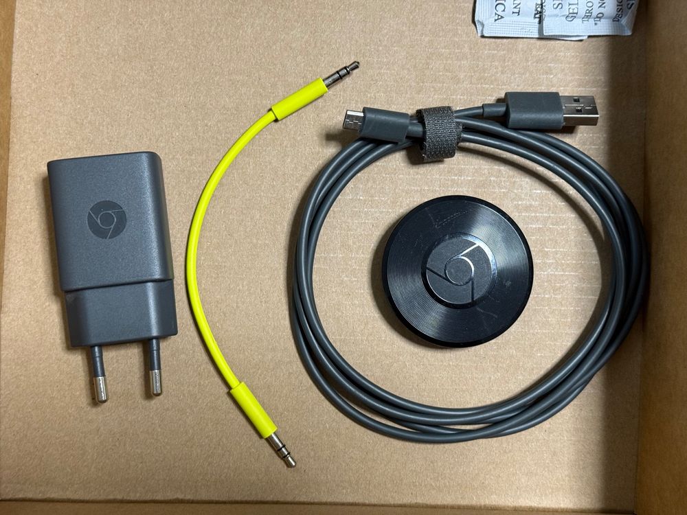 Google Chromecast Audio Streamer (1 von 2) (Gebraucht) in Riehen für ...