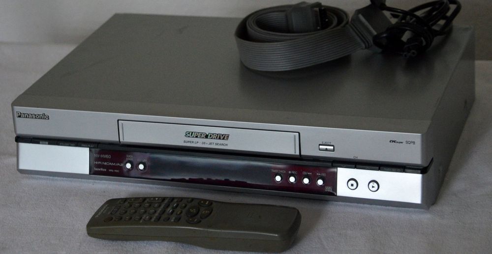 Videorecorder VHS Panasonic NV-HV60F-S magnétoscope (Gebraucht) in ...