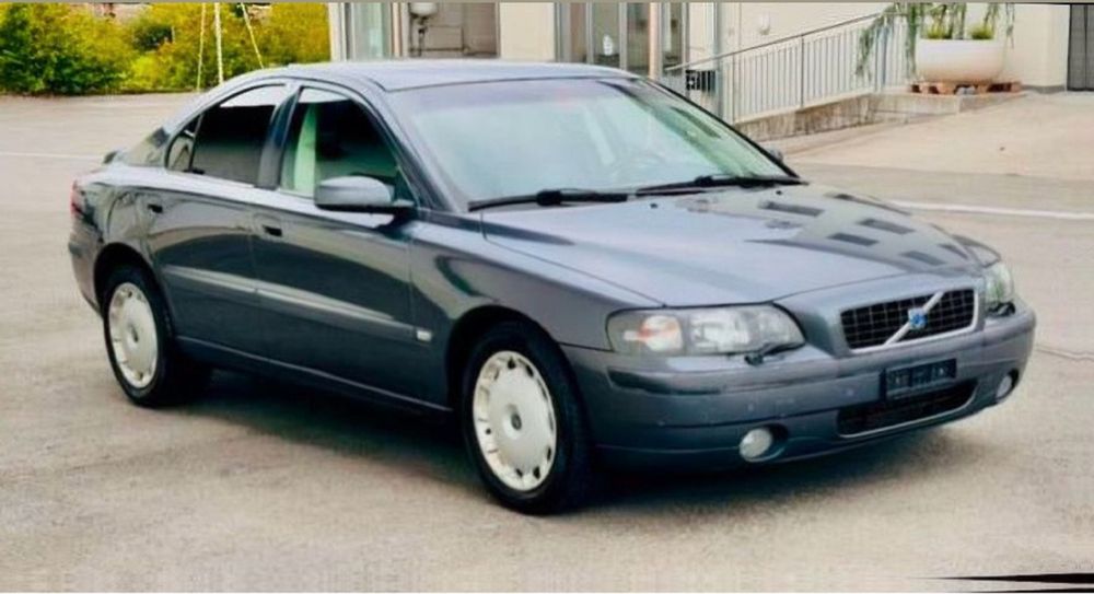 Volvo S60 2.5 Essence | Automatique | MFK valable (D'occasion) à La ...