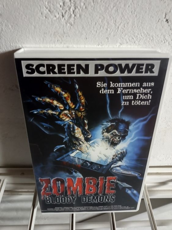 VHS ZOMBIE-BLOODY DEMONS SCREEN POWER VIDEO UNCUT HORROR (Gebraucht) in ...
