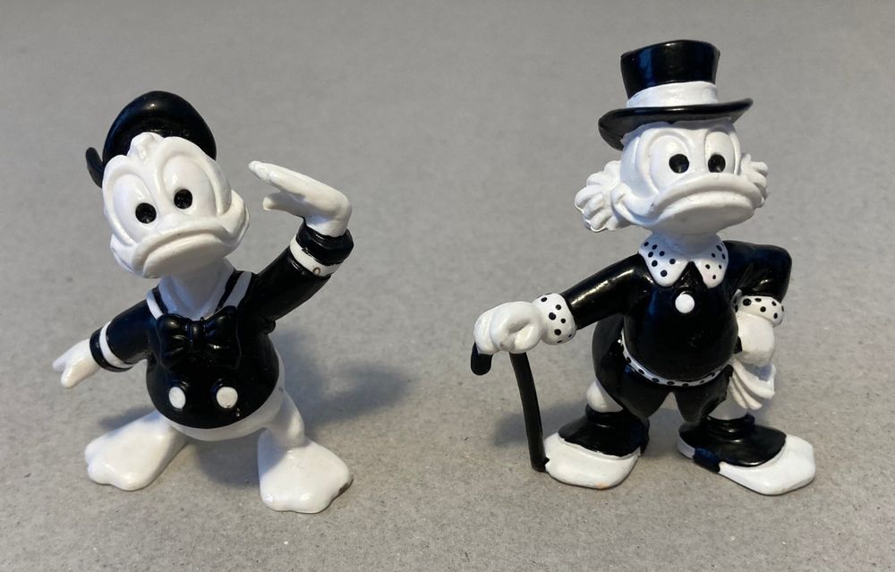 Disney© Donald und Dagobert Figuren Schwarz/Weiss Bullyland | Kaufen auf Ricardo