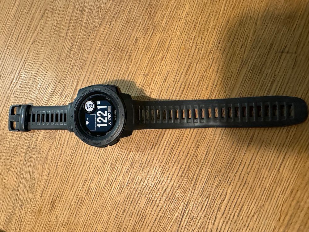 Garmin Instinct Sportuhr GPS Pulsmesser (Gebraucht) in Zürich für CHF ...