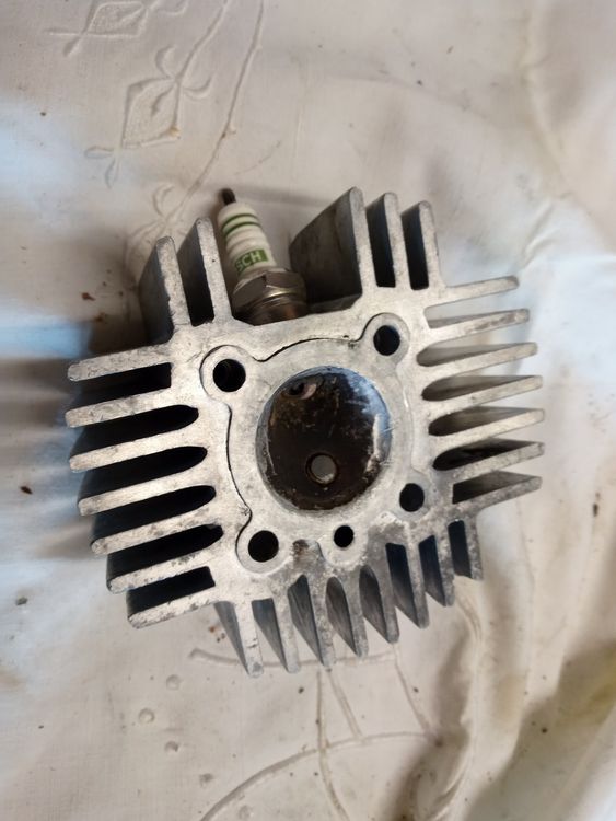 Puch Maxi Zylinderkopf alte Model (Gebraucht) in Prez-vers-Siviriez für CHF 12 – mit Lieferung ...