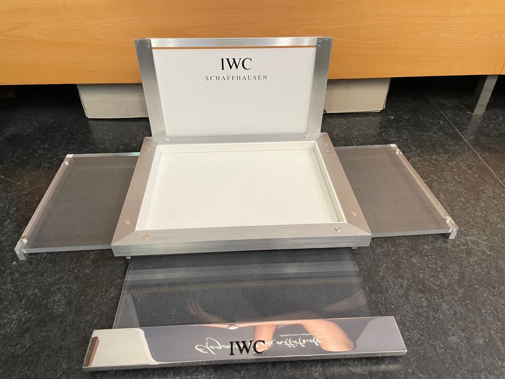 IWC Uhren Display , Edelstahl ,Glas (Gebraucht) in zürich für CHF 100 ...