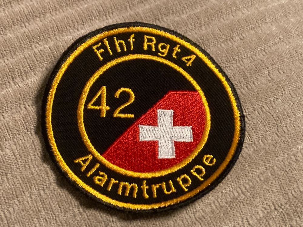 Badge: Flhf Rgt 4 - Alarmtruppe 42 - Schweizer Armee (Gebraucht) in ...