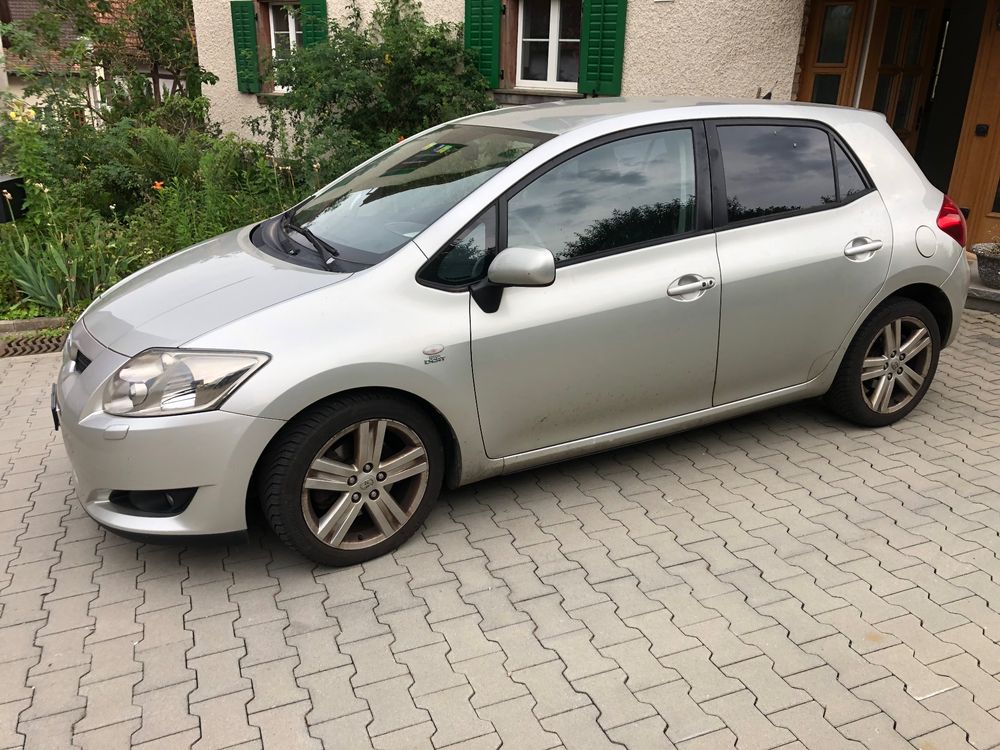 Toyota Auris 2.2 D-CAT (Gebraucht) in Wildensbuch für CHF 1500 – nur Abholung auf Ricardo kaufen