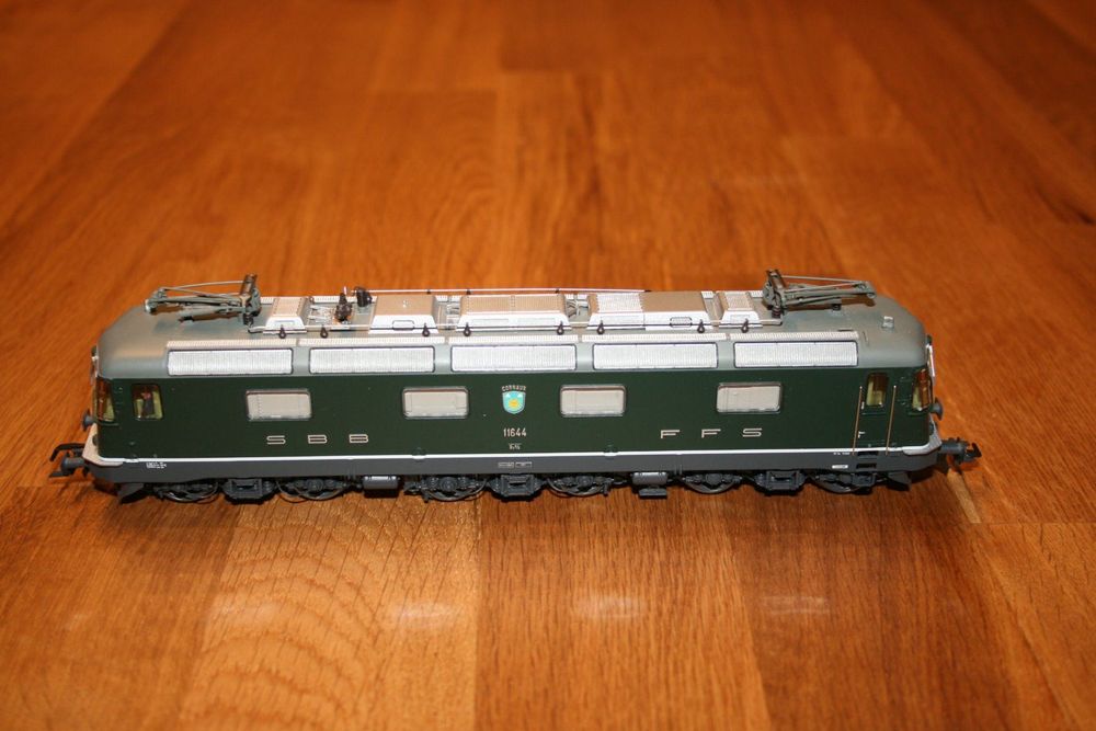 Roco HO 69730.1 SBB Re 6/6 11644 Cornaux | Kaufen auf Ricardo