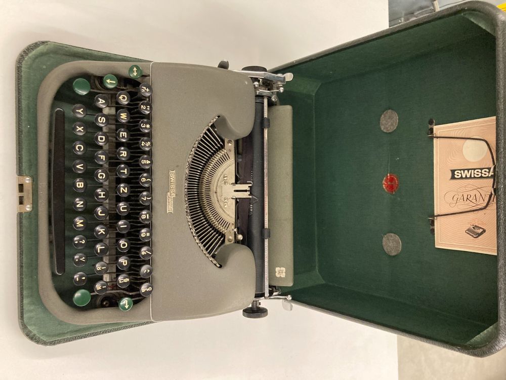 Schreibmaschine Swissa Picola | Kaufen auf Ricardo