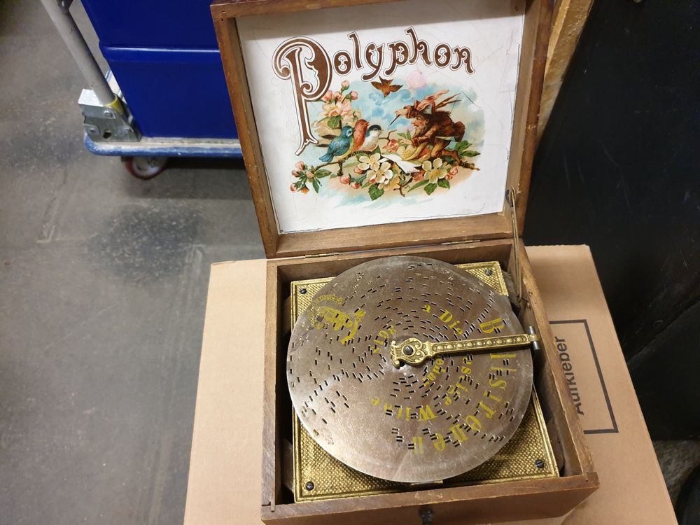Antikes Polyphon (Gebraucht) in winterthur für CHF 375 – nur Abholung ...