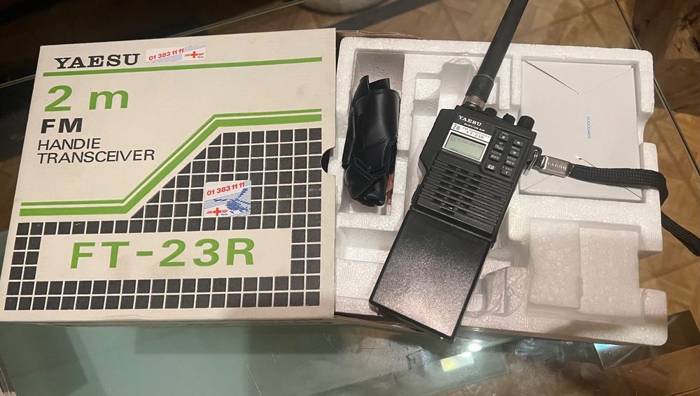 YAESU FT-23R (Gebraucht) in Baar für CHF 101 – mit Lieferung auf Ricardo kaufen