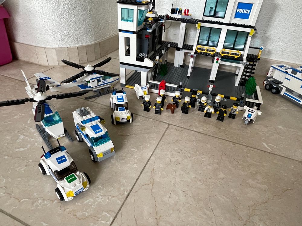 Lego City: Riesengrosses Polizei-Set: 7741/7743/7744 (Gebraucht) in ...
