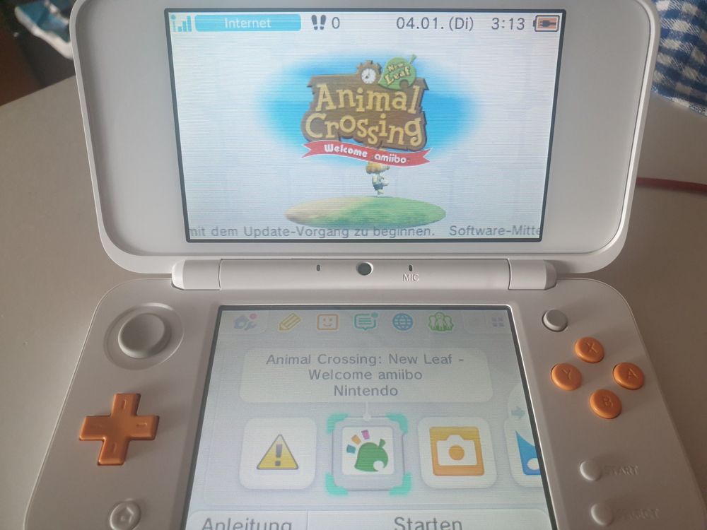 New 2DS XL Weiss/Orange (Wie Neu) mit Animal Crossing (Gebraucht) in ...