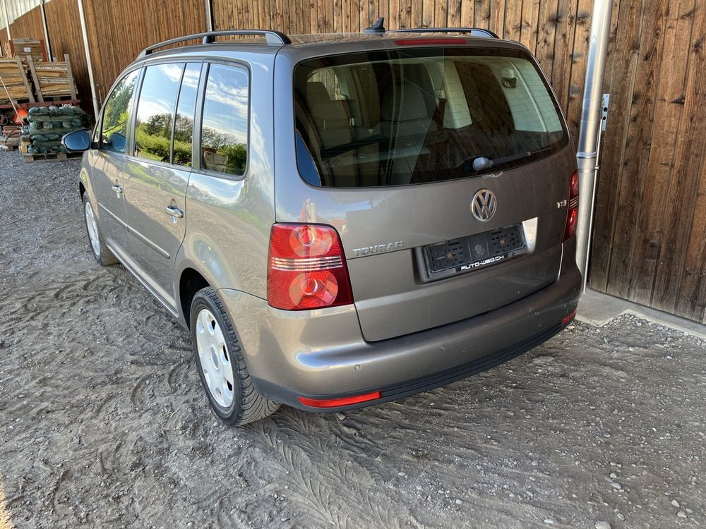 VW Touran 7 Plätzer (Gebraucht) in Bonstetten für CHF 1300 – nur Abholung auf Ricardo kaufen