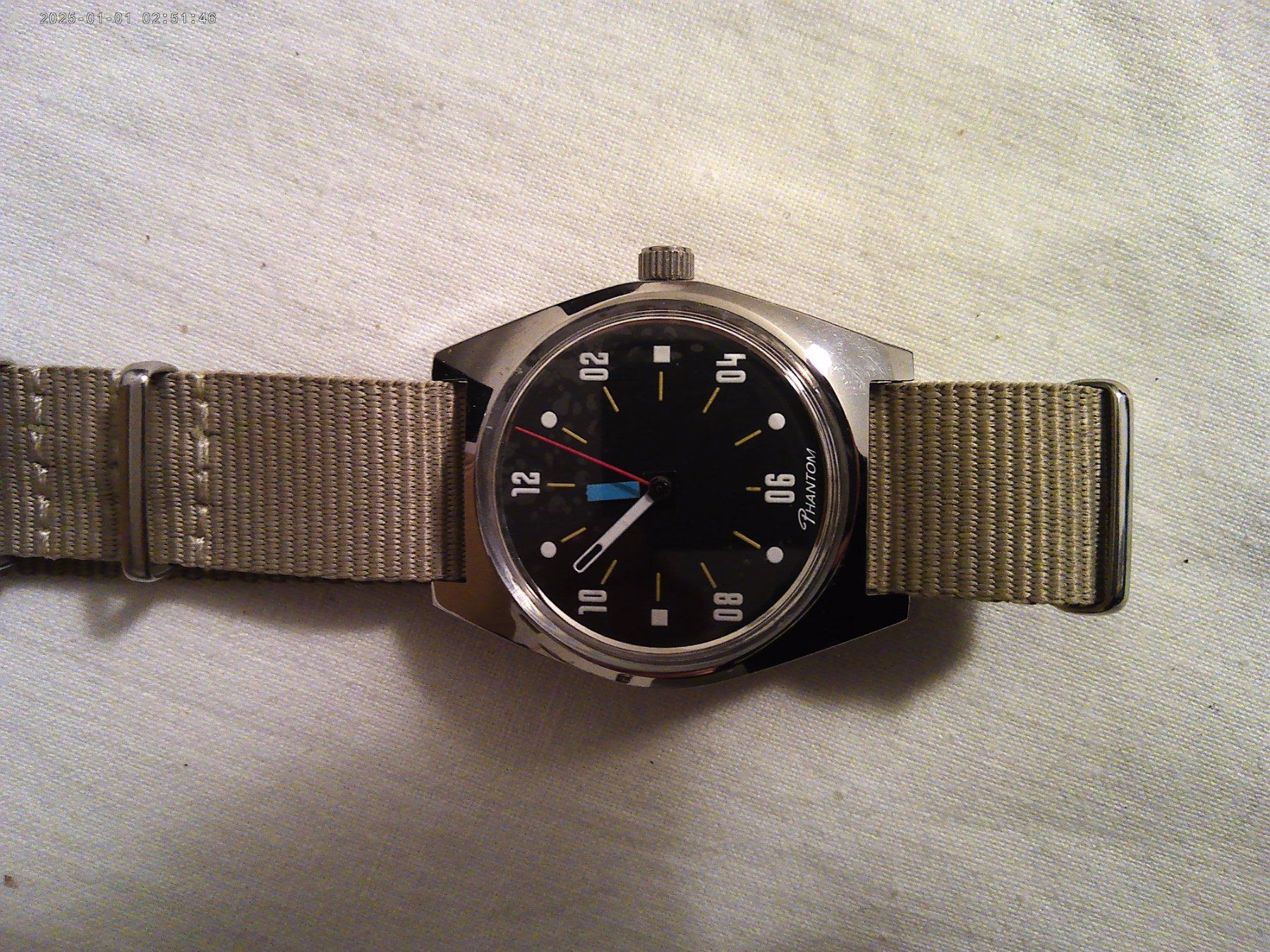 Armbanduhr PHANTOM 7120, mechanisch zum aufziehen. (Neu und ...