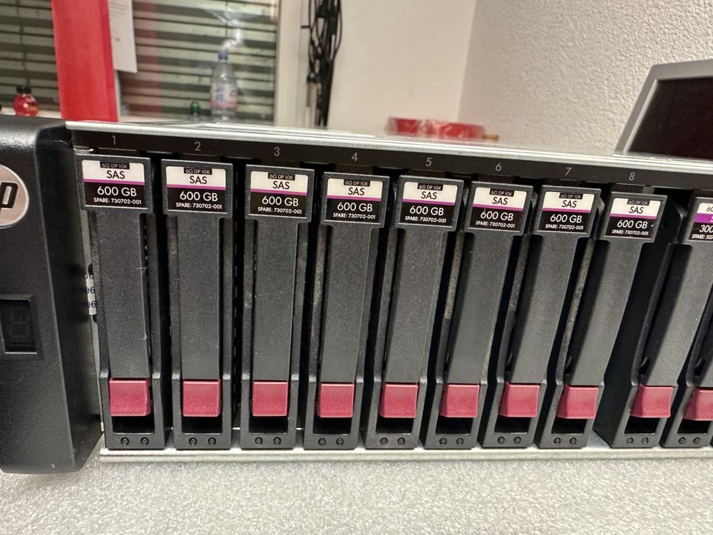 HP MSA 2040 mit SAS 12G Controller 738367-001 C8S53A, 10,8TB (Gebraucht ...