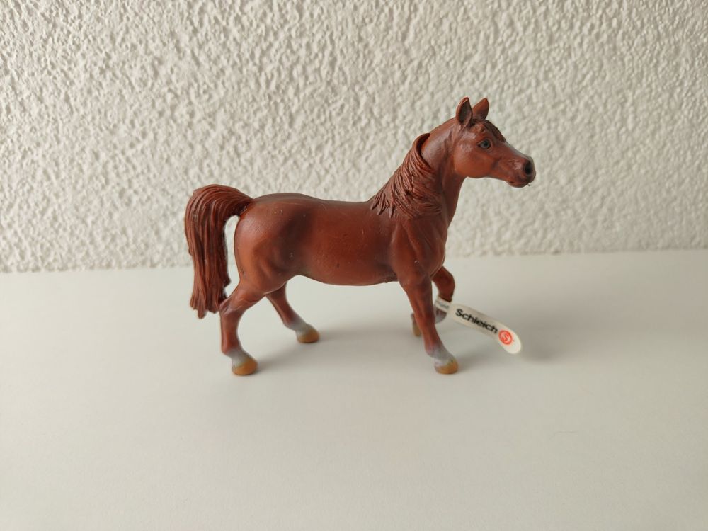 Schleich Fuchs Stute Horse Club Bauernhof Pferde Fähnchen (Gebraucht) in Thalwil für CHF 6 – mit ...