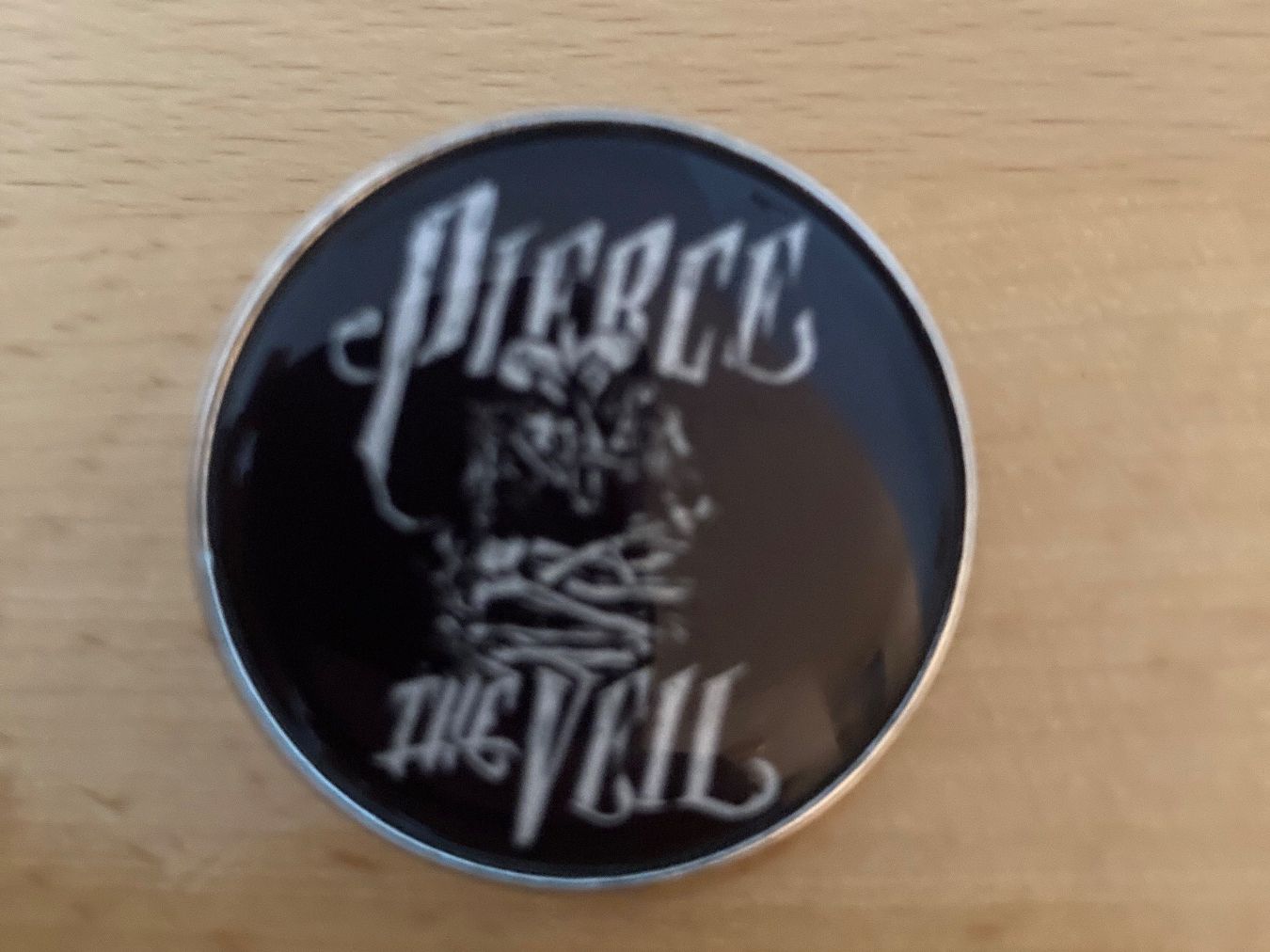 Pierce the Veil Pin Anstecker Punk Metal Rock Band (Neu (gemäss ...