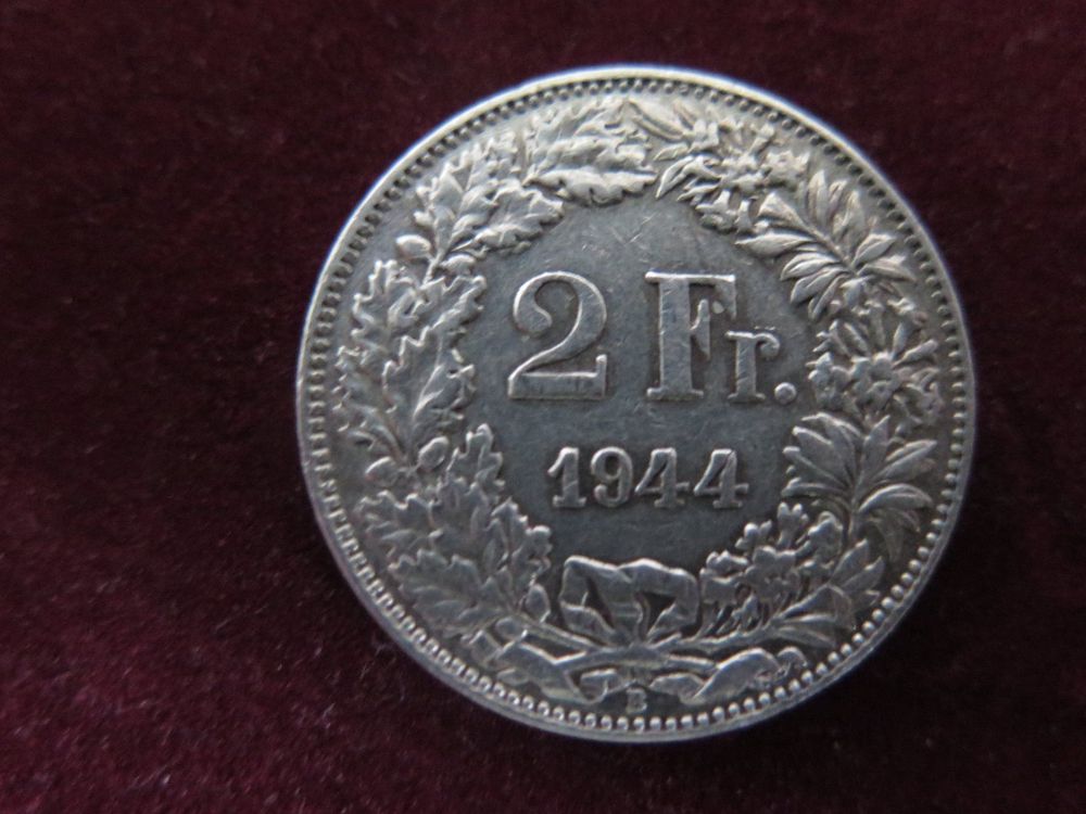 Schweizer Münze 2 Fr. 1944 (Gebraucht) in Etziken für CHF 4 – mit Lieferung auf Ricardo kaufen