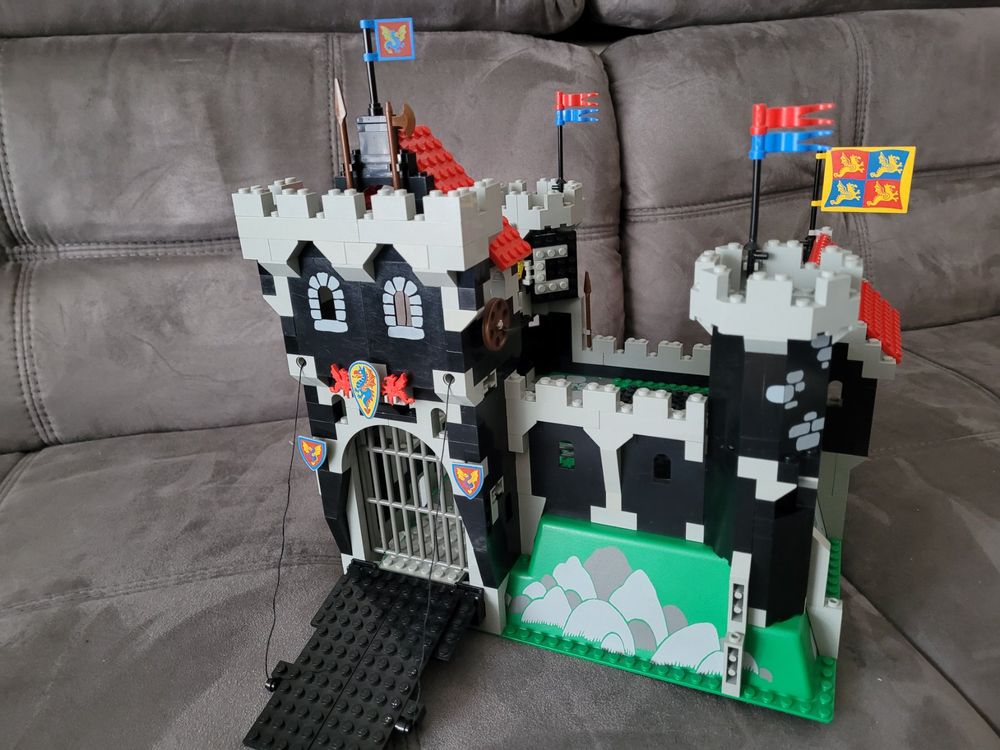 Lego Castle Burg 6086 ohne figuren, ohne bauplan | Kaufen auf Ricardo