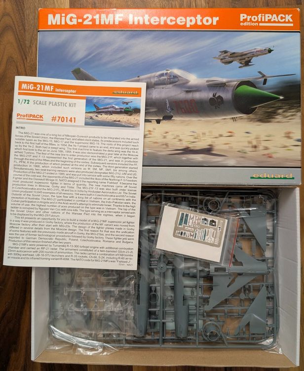 1:72 MiG-21MF ProfiPACK von Eduard (70141) (Neu und originalverpackt ...