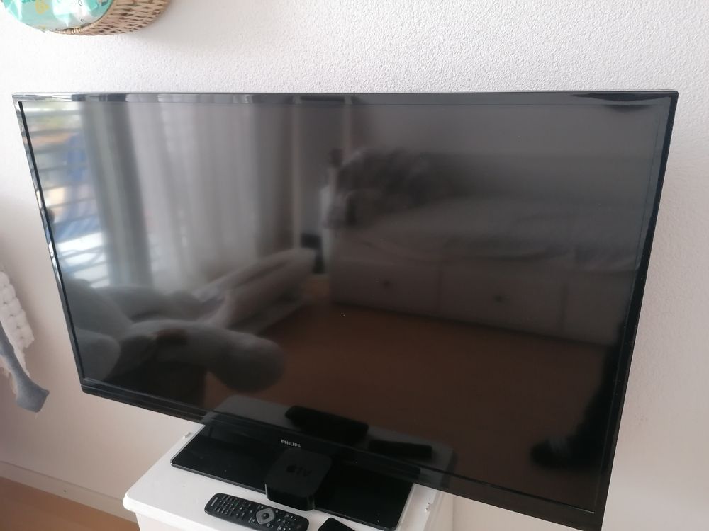 Philips TV 46 Zoll (Gebraucht) in Schaffhausen für CHF 41 – nur ...