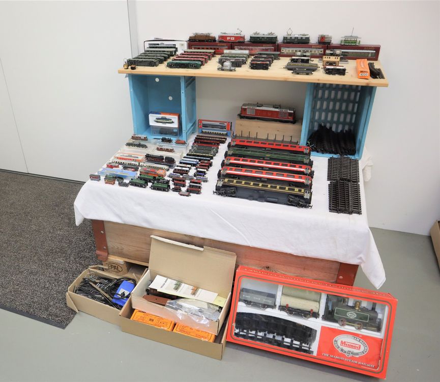 div. Eisenbahnmodelle div. Hersteller div. Spurweiten (Gebraucht) in ...