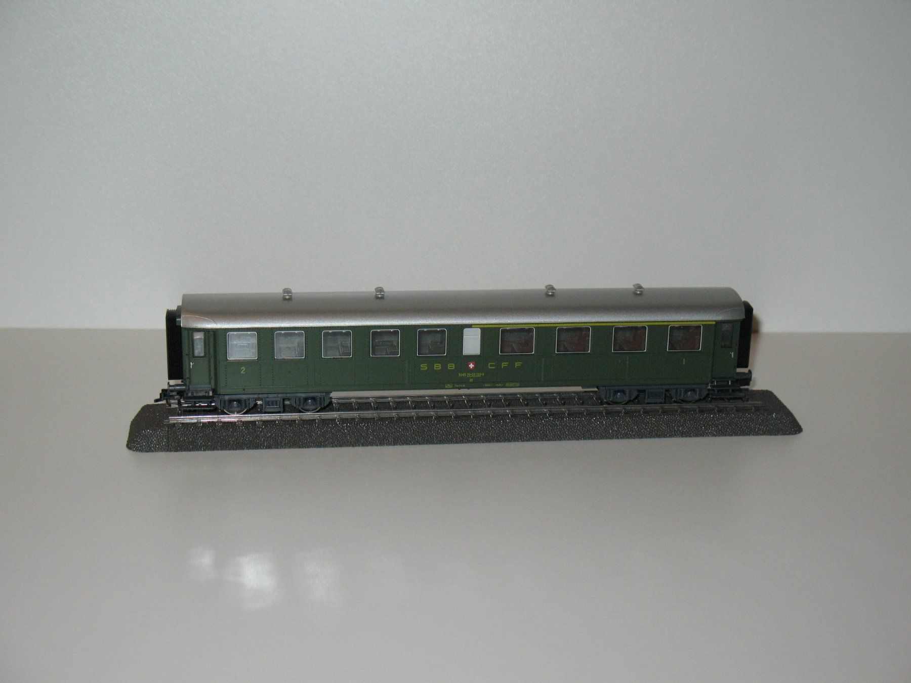 Personenwagen der SBB 1./2. Klasse in H0= / Roco in 44881 (Gebraucht ...