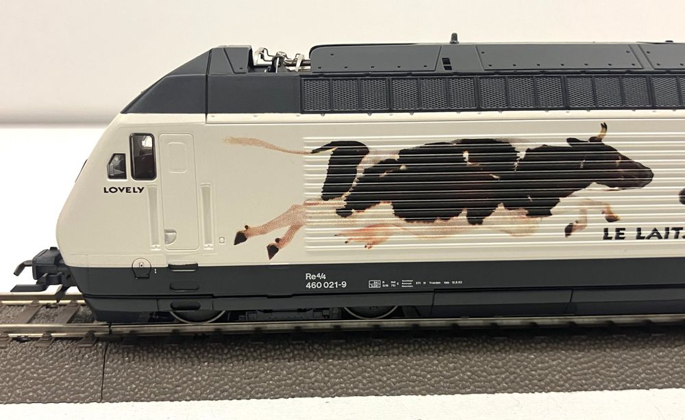 Roco 43753= Re 4/4 460-021-9 SBB Lovely Milch Lait Latte (Neu (gemäss ...