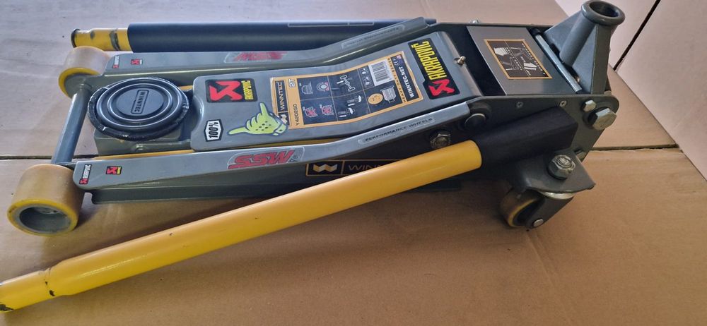 Wagenheber Winntec Ultraflach Y420250 + Schlagschrauber | Kaufen auf ...