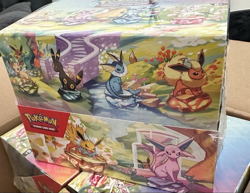 Pokémon Prismatic Evolution Display OVP 8-Tin-Boxen (Neu und ...