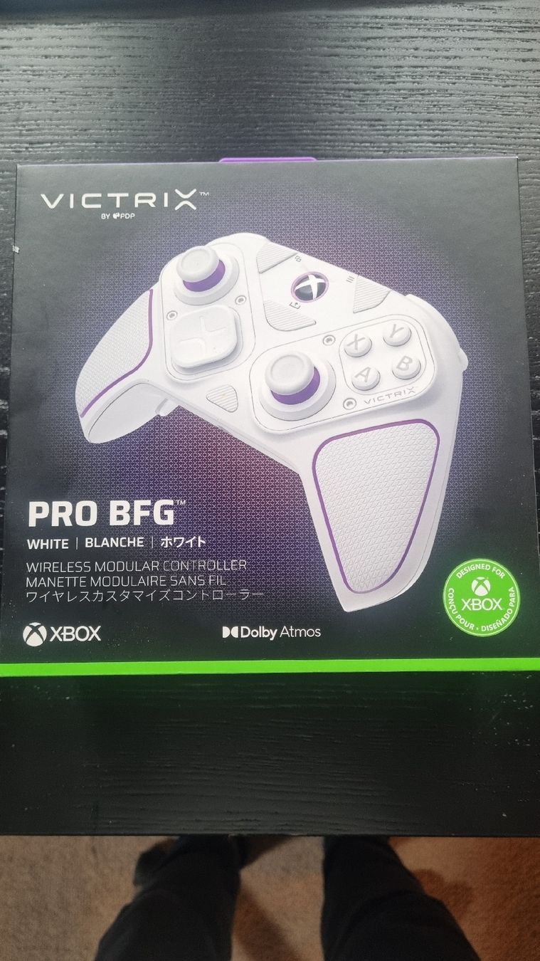 NEW Victrix Pro BFG white (Neu und originalverpackt) in Le Châble VS ...