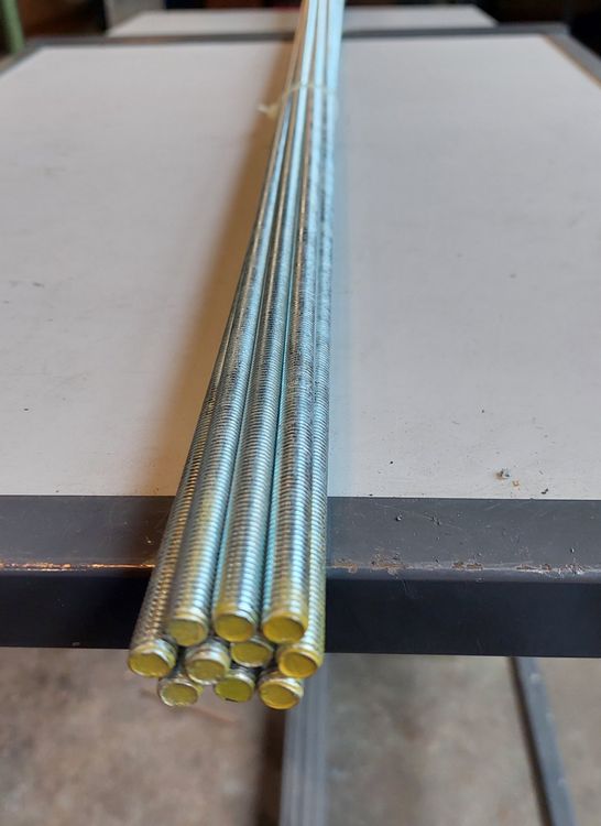 Gewindestangen M8 Stahl 8.8 verzinkt | Kaufen auf Ricardo