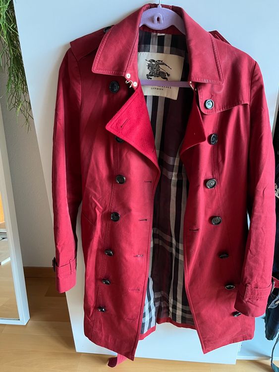 Schöner Burberry Trenchcoat in rot (Gebraucht) in Thun für CHF 120 ...