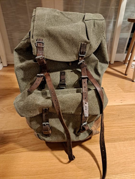 Alter Militärrucksack | Kaufen auf Ricardo