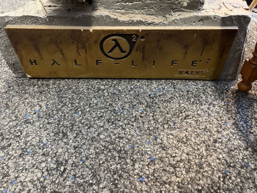 Morgan Freeman Half Life 2 riesen Polyresin Figur (Gebraucht) in ...