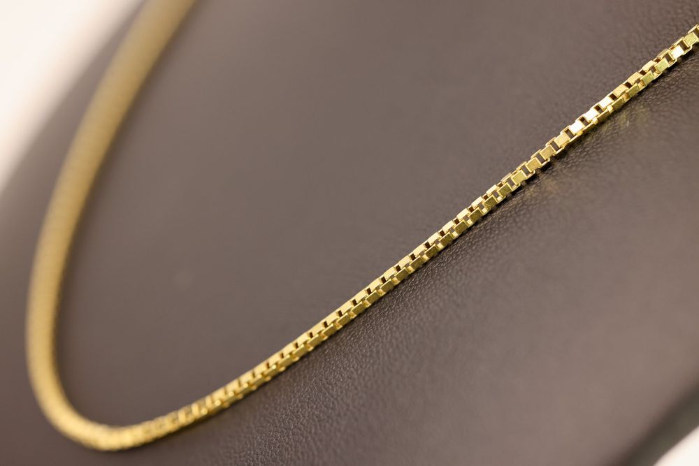Gold Hals Kette aus 18 K / 750 Gold (Gebraucht) in Bellach für CHF 1449 – mit Lieferung auf ...